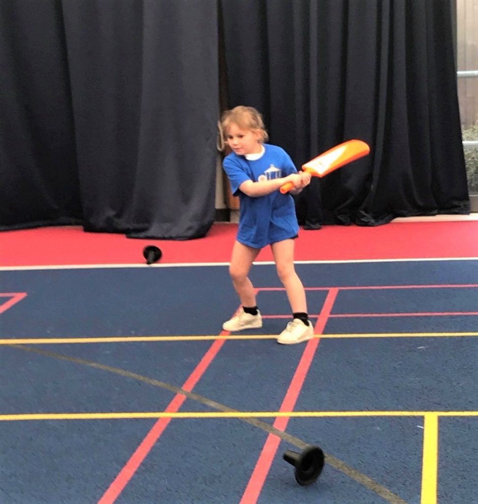 KS1 Cricket - Longlands Primary School